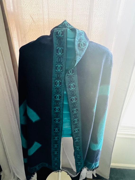 chanel shawl wrap - Gem