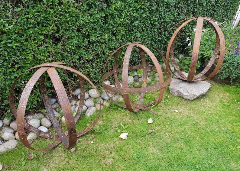 UK Rustic Garden Ornament, Sphere, Orb, Globe, Sculpture Made From ...