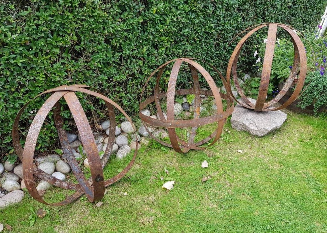 UK Rustic Garden Ornament, Sphere, Orb, Globe, Sculpture Made From ...
