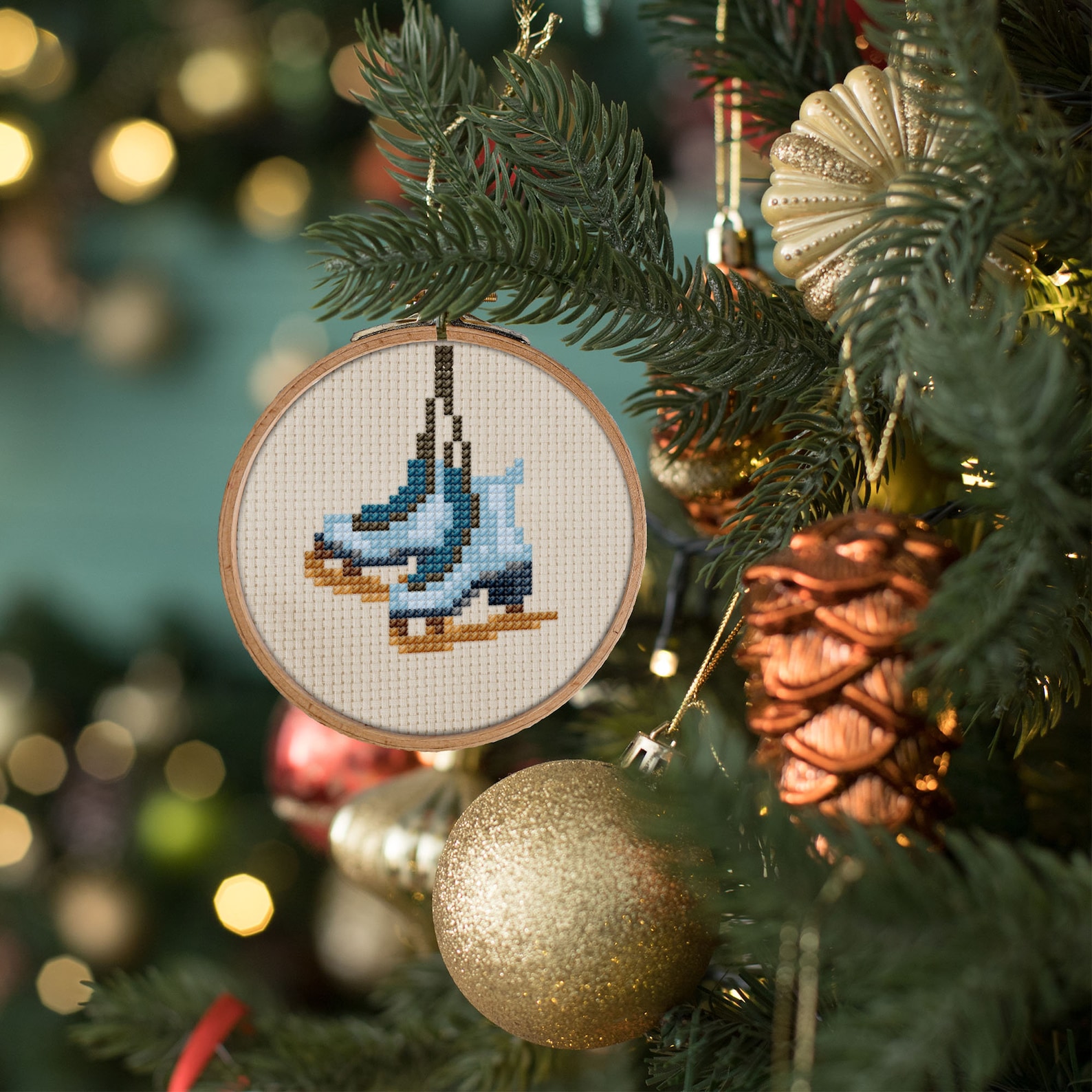 Ice Skates PDF Cross Stitch Pattern DIY Christmas Ornament - Etsy