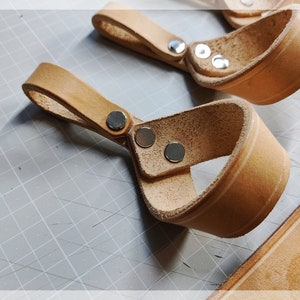Leather Axe Belt Loop - Handmade Leather - Bushcraft Belt - Axe Holder ...