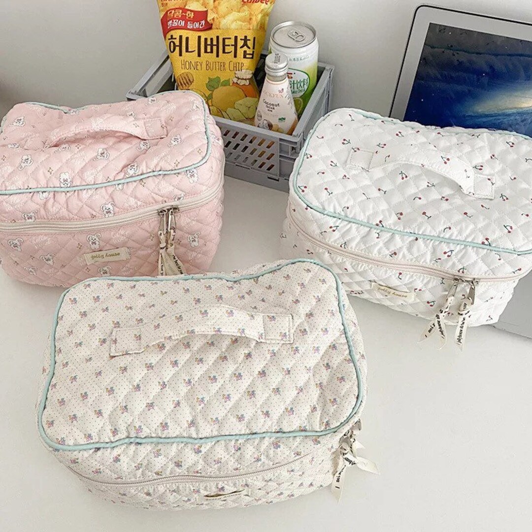 Pretty Floral Quilted Large Makeup/toiletry Bag - Etsy