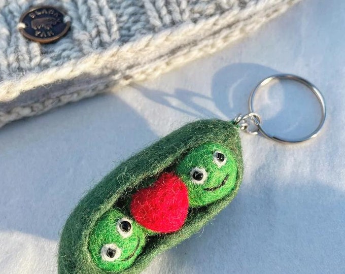 Handcrafted 2 Peas in a Pod Keyring - Fair Trade Wool Felt Charm ...