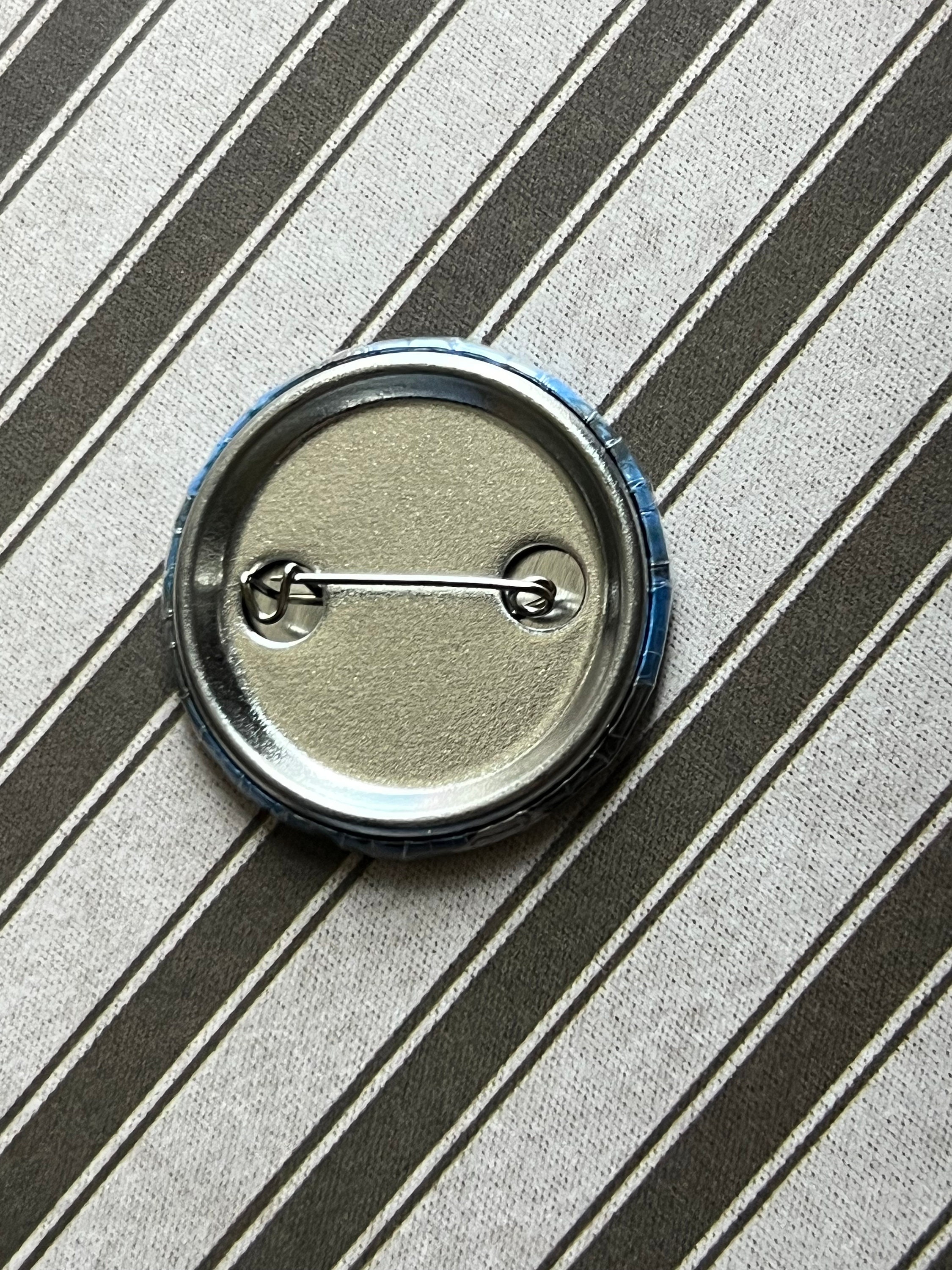 Jigsaw Puppet Button - Etsy