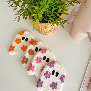 Daisy Ghost Mug Rug, Halloween Punch Needle Coaster, Daisy Ghostie ...