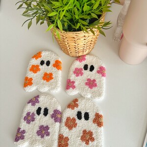 Daisy Ghost Mug Rug, Halloween Punch Needle Coaster, Daisy Ghostie ...