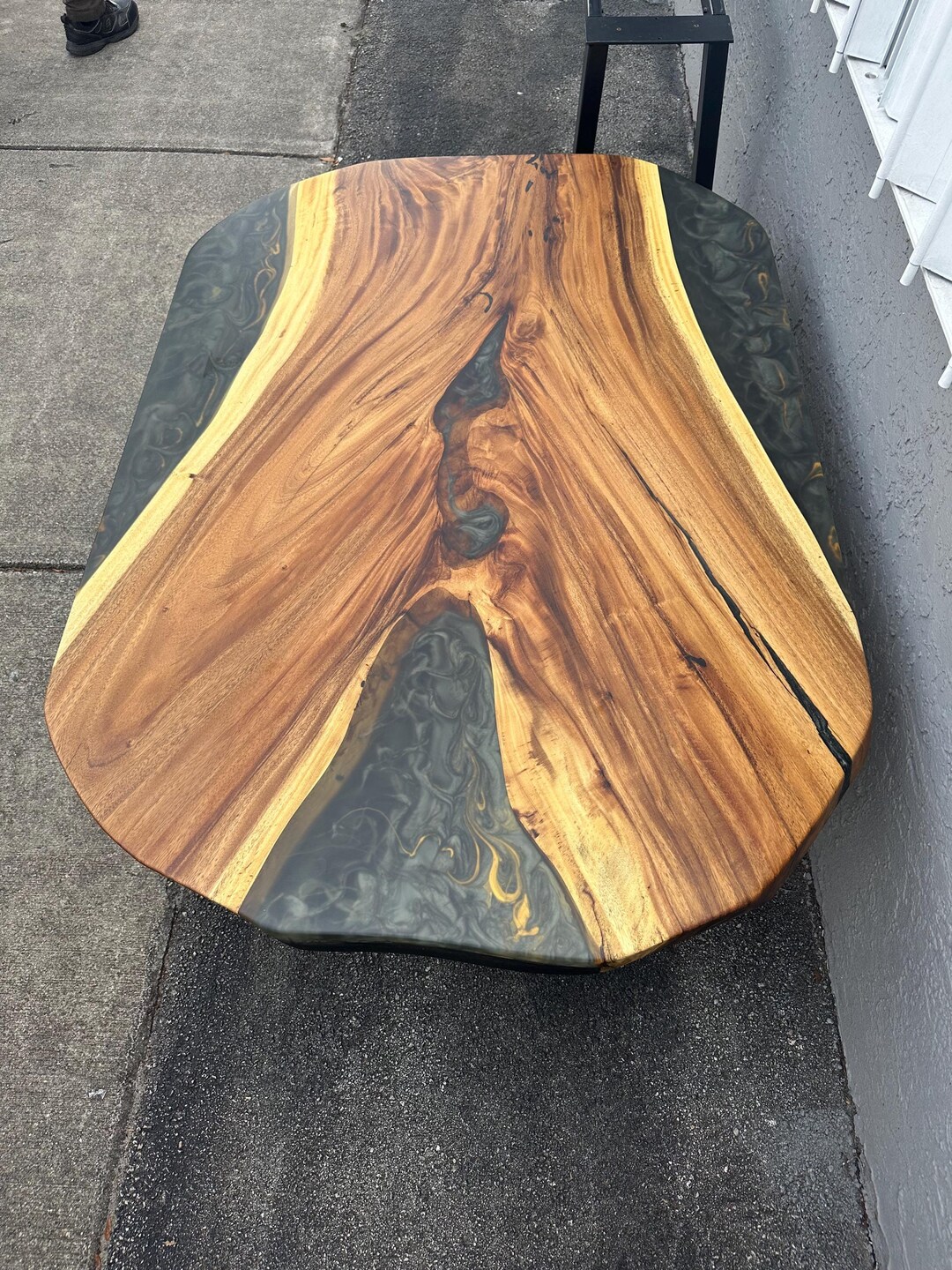 Monkey Pod Dining Table: Epoxy Resin Inlay, Reclaimed Wood (50x42x2.75 ...
