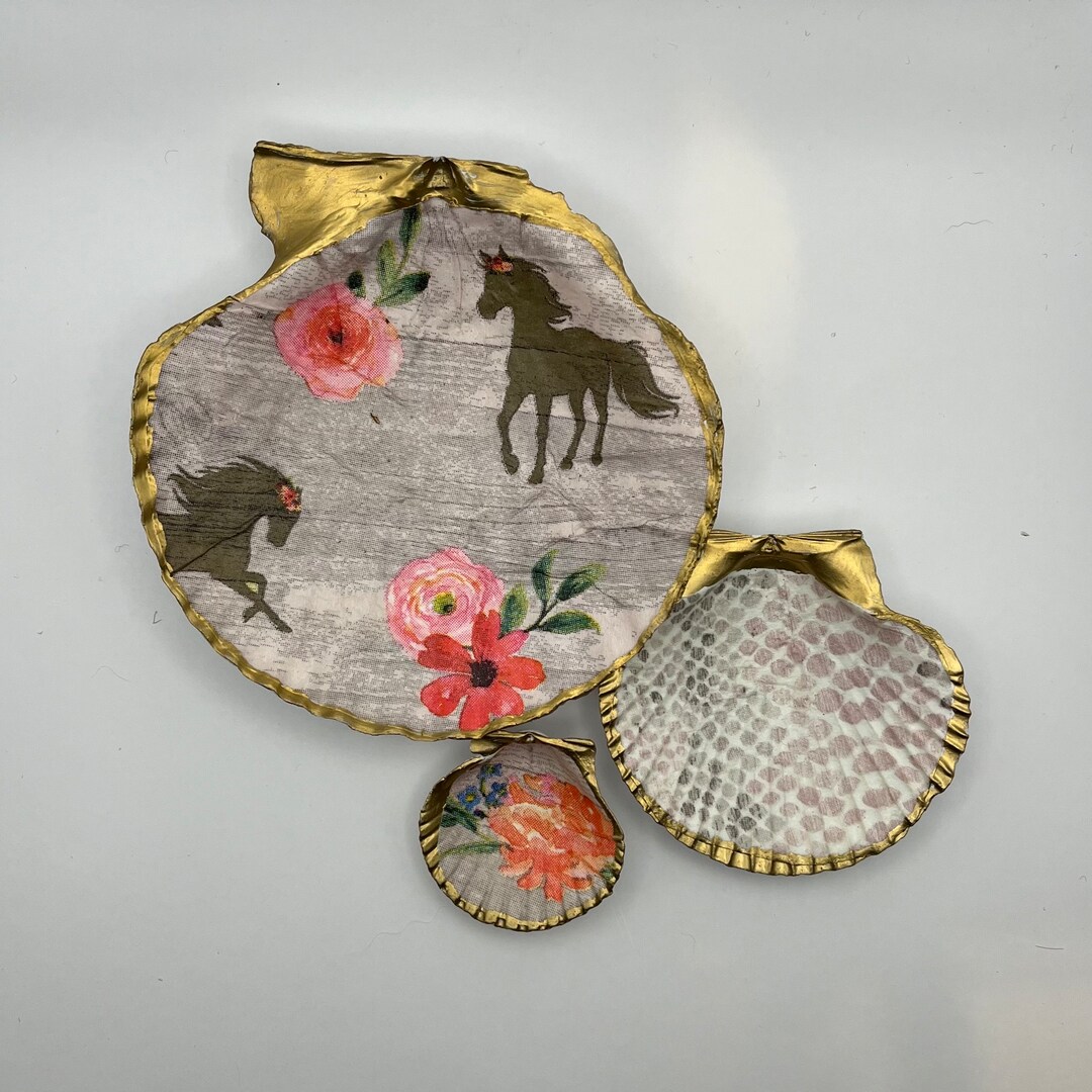 Set of Three Nesting Scallop Shell Trinket Dishes With Southwestern Motif - Etsy