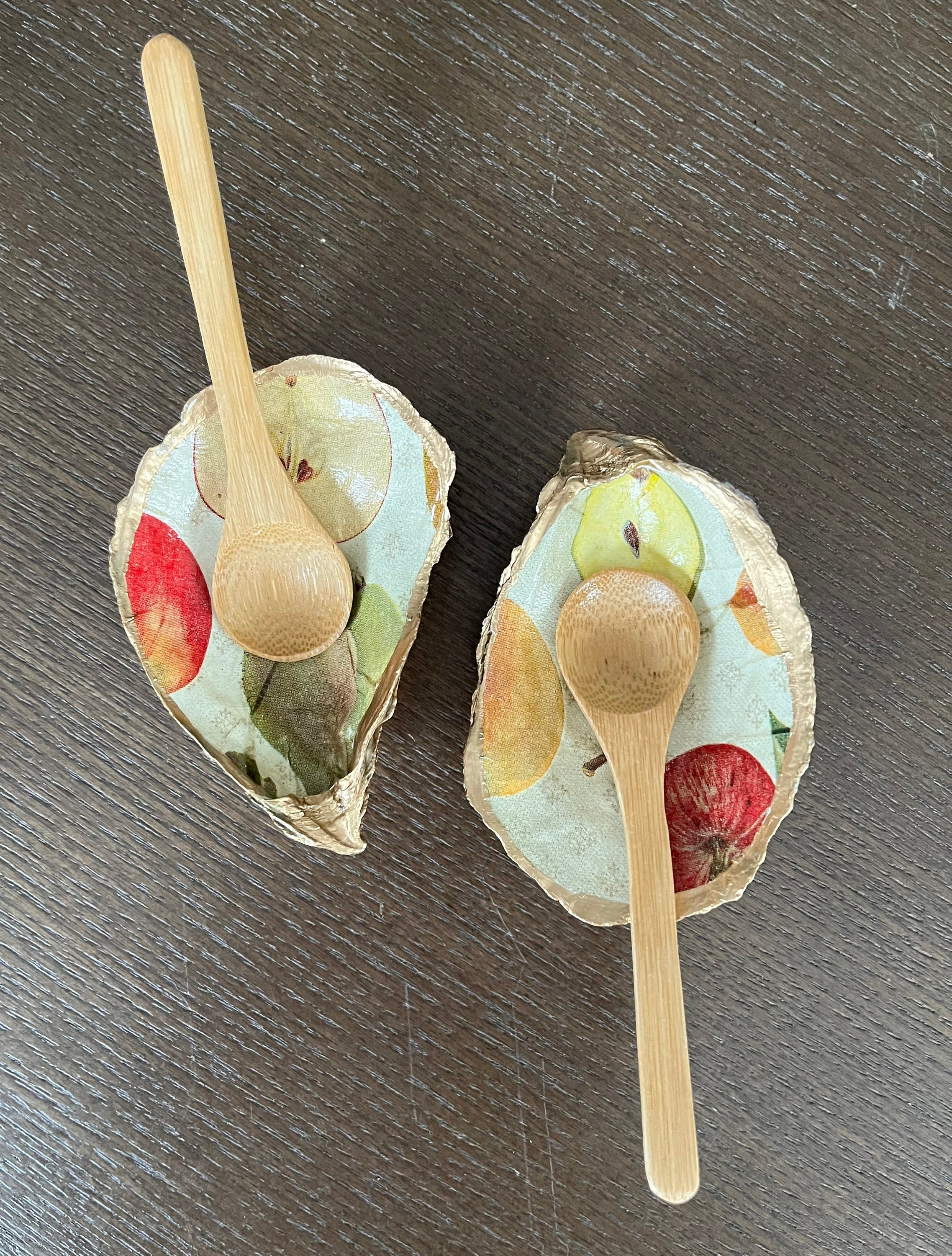 Oyster Shell Spice Cellar Set: Fruit Motif With Bamboo Spoons - Etsy