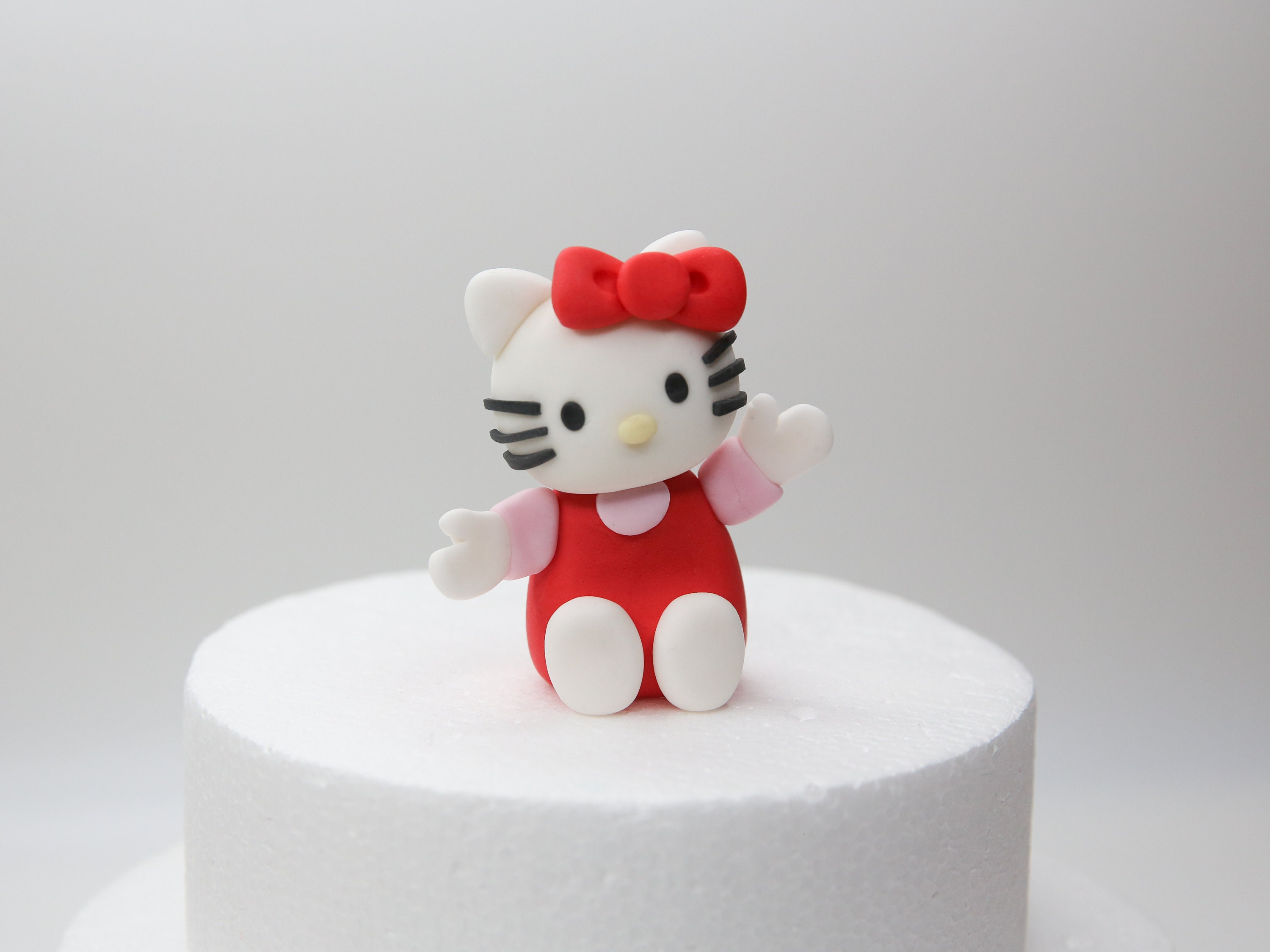 Cute Kitty Cake Topper Fondant With Personalised Number, Name Tag, and ...