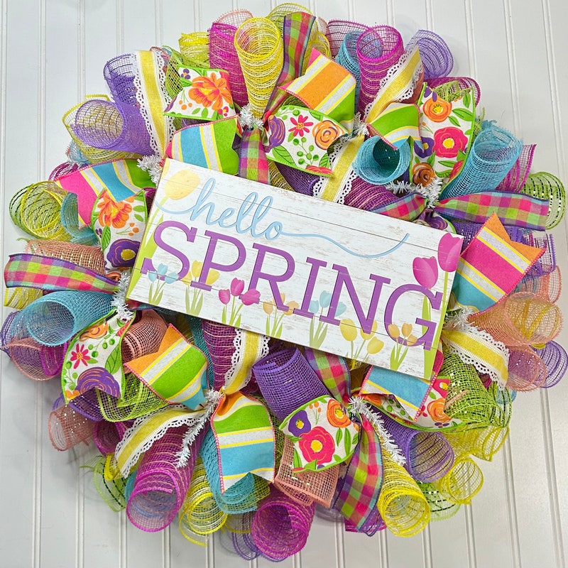 Hello Wreath - Etsy