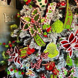 Green Monster Christmas Tree Kit, Mean One Tree Kit, Christmas Grinch ...