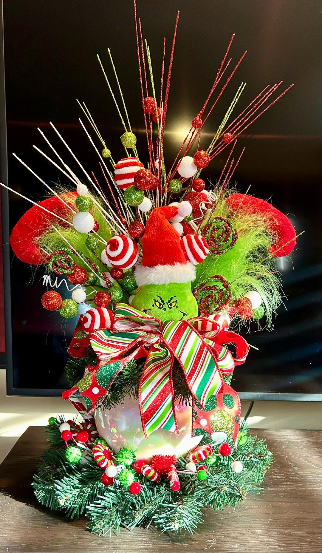 Grinch Centerpiece-grinch Arrangement ~ Lime Green and Red Whimsical ...