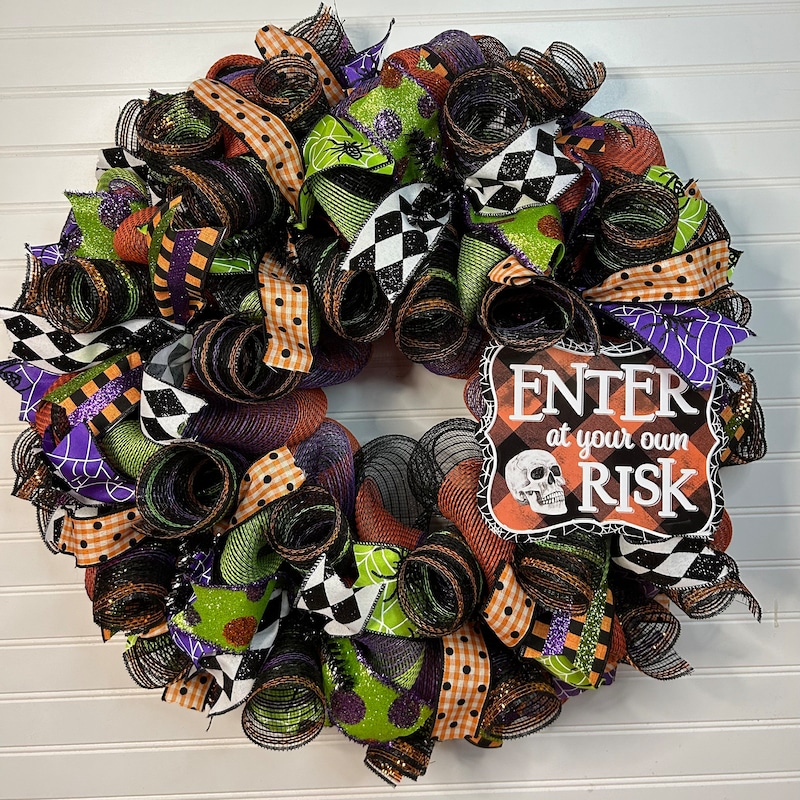 Skeleton Wreath - Etsy