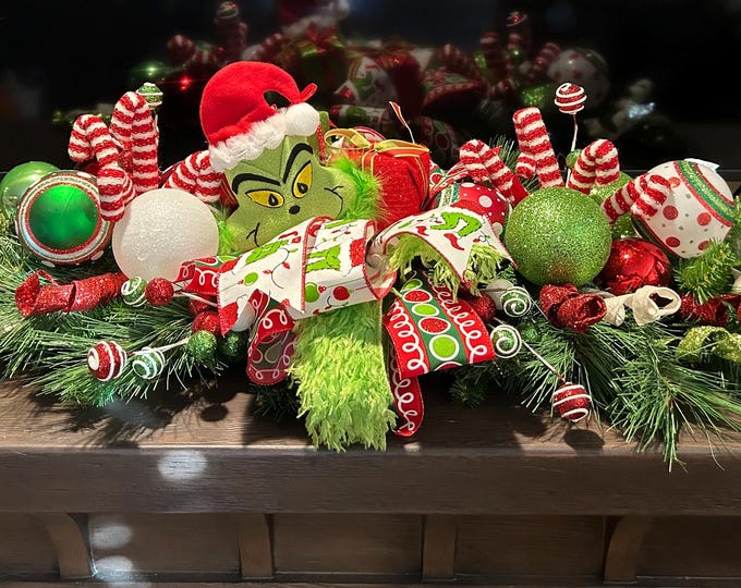 Christmas Grinch Centerpiece Christmas Table Centerpiece Christmas ...