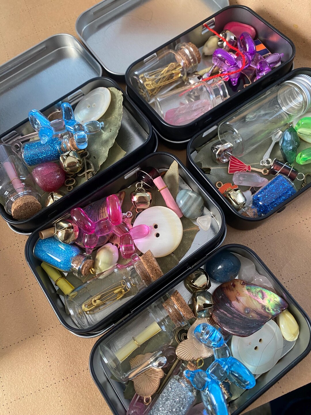 Mystery Trinkets and Charms Crow Gifts Crystals , Beads , Buttons and ...