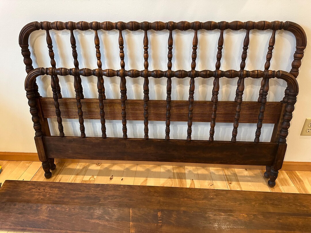 Vintage Jenny-lind Heirloom Spindle Spool Style Wooden Headboard and ...