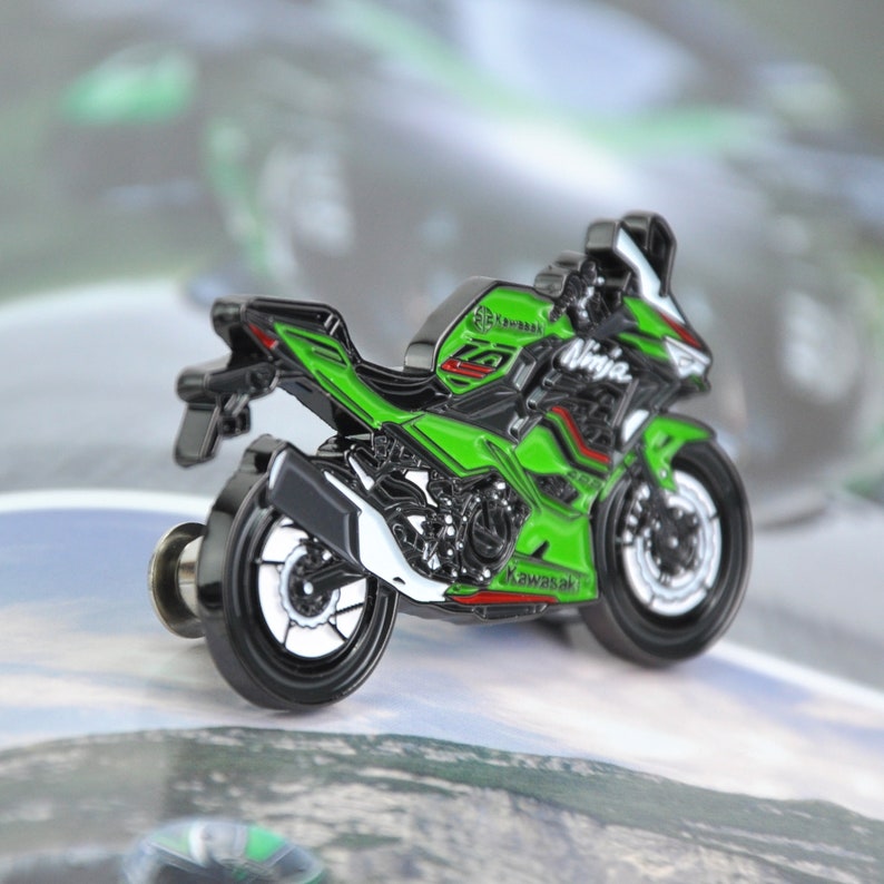 Kawasaki Ninja 400 Pin Display Motorbike Badge Gift for Boyfriend Soft ...