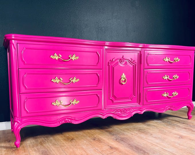 NEW! Gorgeous Hot Pink French Provincial Dresser Thomasville 9 Large ...