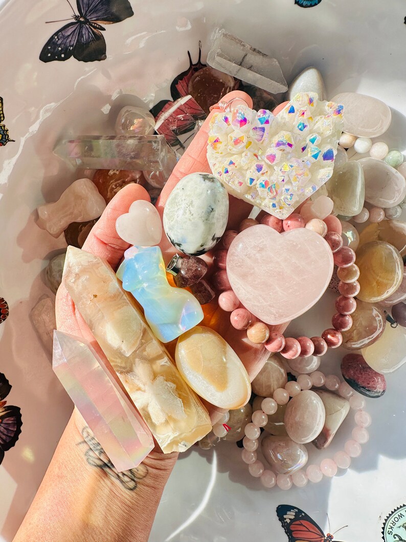 Deluxe LOVE Crystal Confetti Scoop, Tumbles Crystal Confetti Free ...