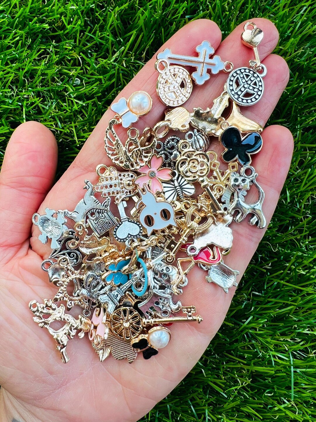 Mystery Charm Confetti Big Scoop, Mystery Charms for Jewelry Making ...