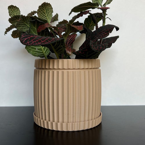 Lightweight Planter Pot Beige 46 and 8 - Etsy
