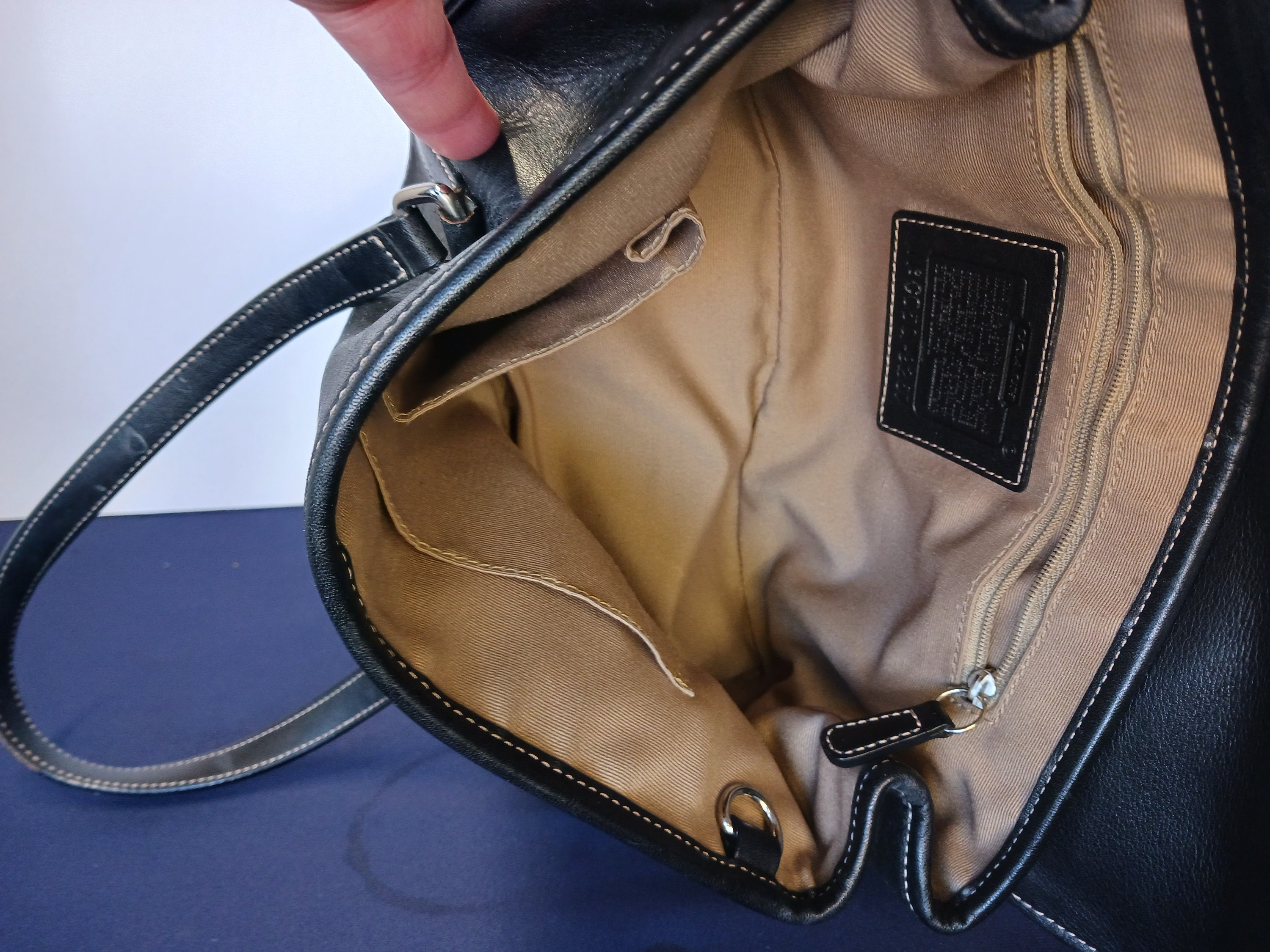 Coach Vintage Black Leather Hampton Purse, Larger Size, Rectangle ...