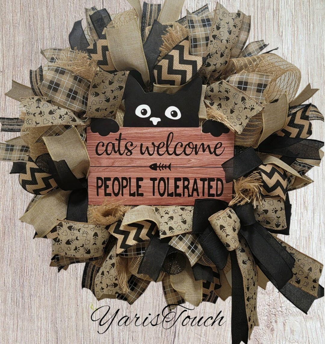 Farmhouse Black, Beige & Brown Peaking Cat cats Welcome, People ...