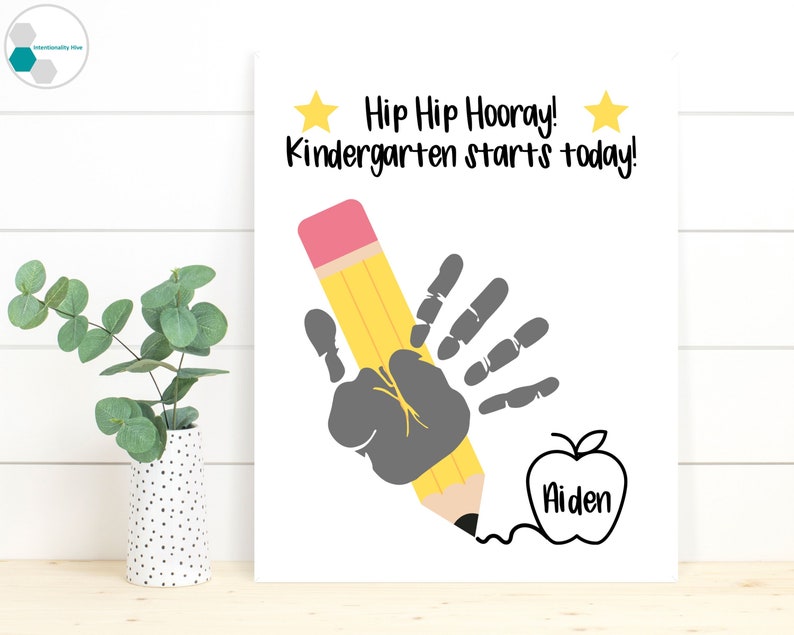Handprint First Day of Kindergarten Craft, First Day Kindergarten ...