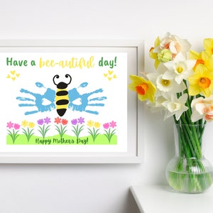 Bee Mother's Day Handprint Art for Toddlers, Preschool, Baby, Kids ...