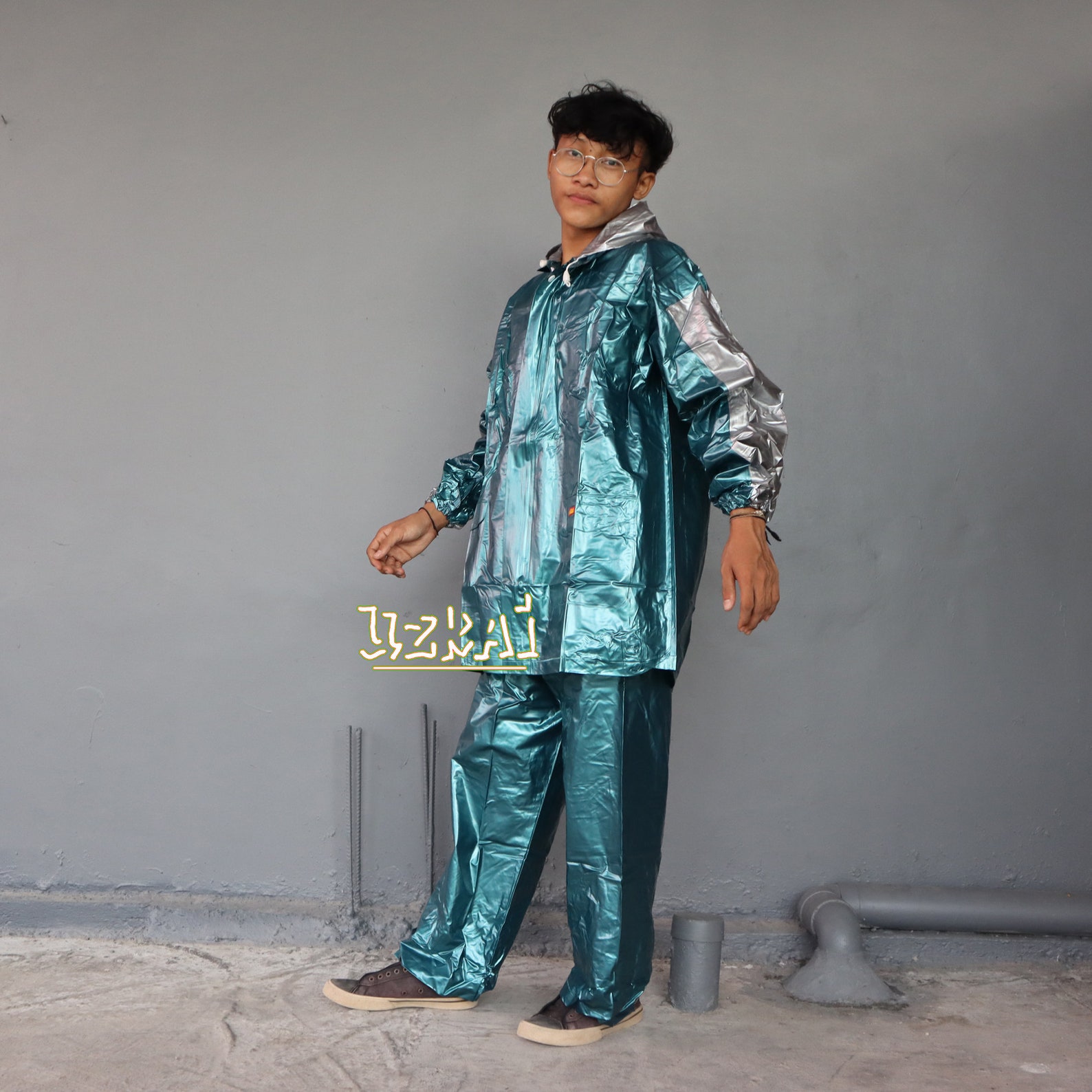 Raincoat Jacket and Pants With Zipper and Hood PVC Rainsuit Material ...