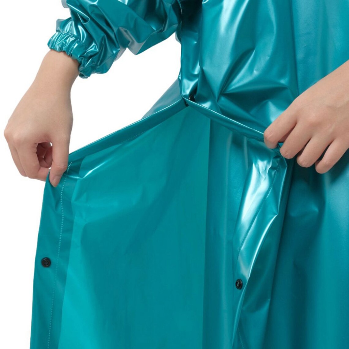 The Scarlett 730 Semi-rubber Poncho Raincoat Does Not Tear Easily and ...