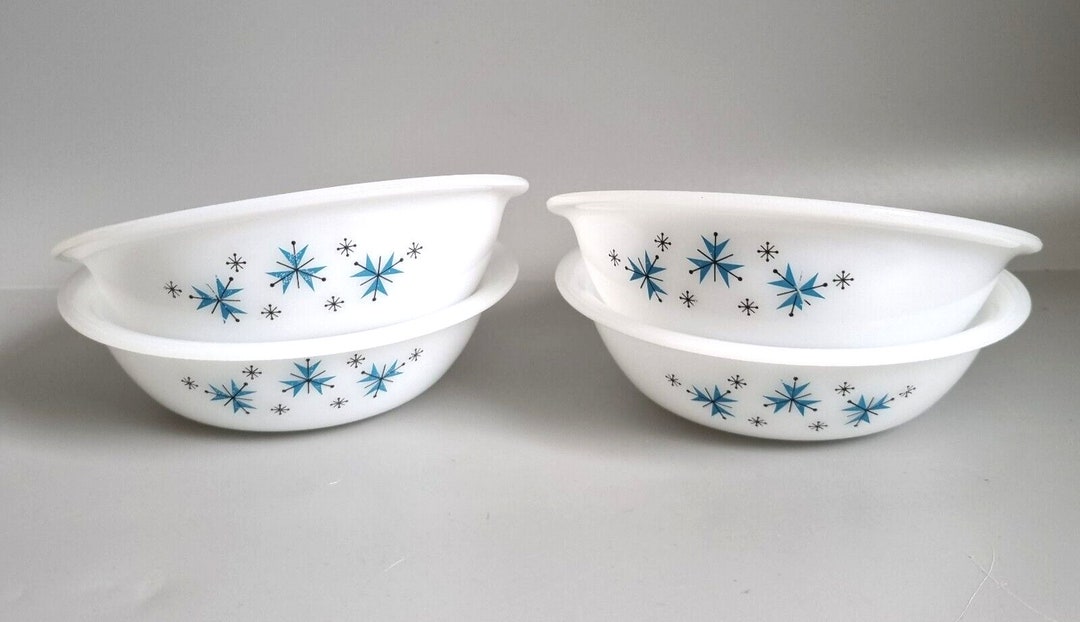 Vintage Phoenix Opalware 4 Cereal Bowls Sputnik Milk Glass Snowflakes ...