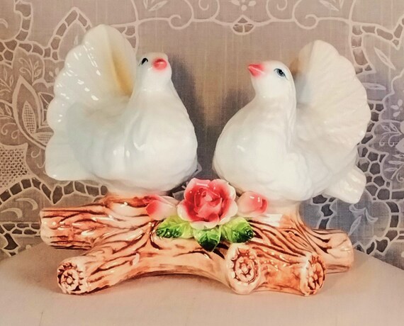 Capodimonte Style Porcelain Doves and Roses Figurine - Etsy