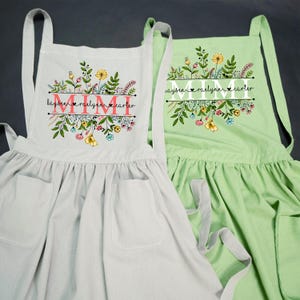 Custom Grandma Linen Apron for Women, Nana Wildflower Apron, Mom ...