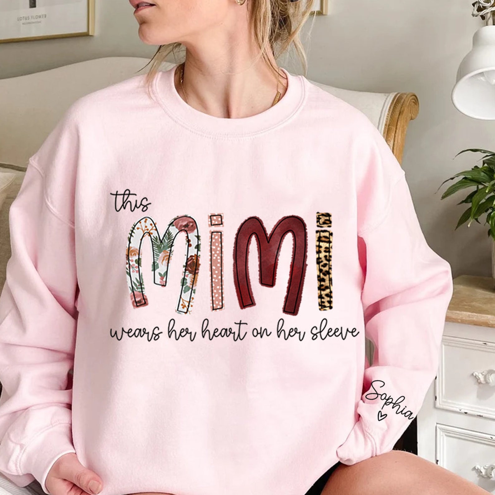 This Mimi Wears Her Heart on Her Sleeve Sweatshirt, Christmas Mimi ...