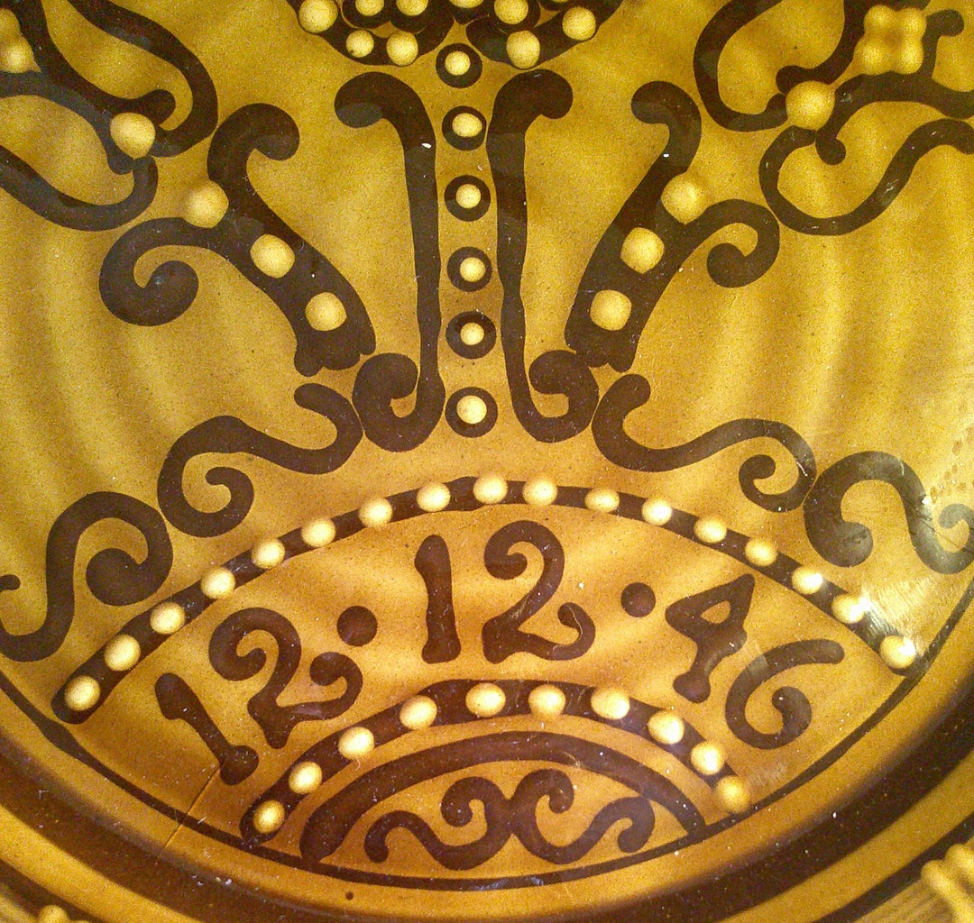 Studio Pottery Slipware Plate 12 / 12 / 1946 - Etsy UK