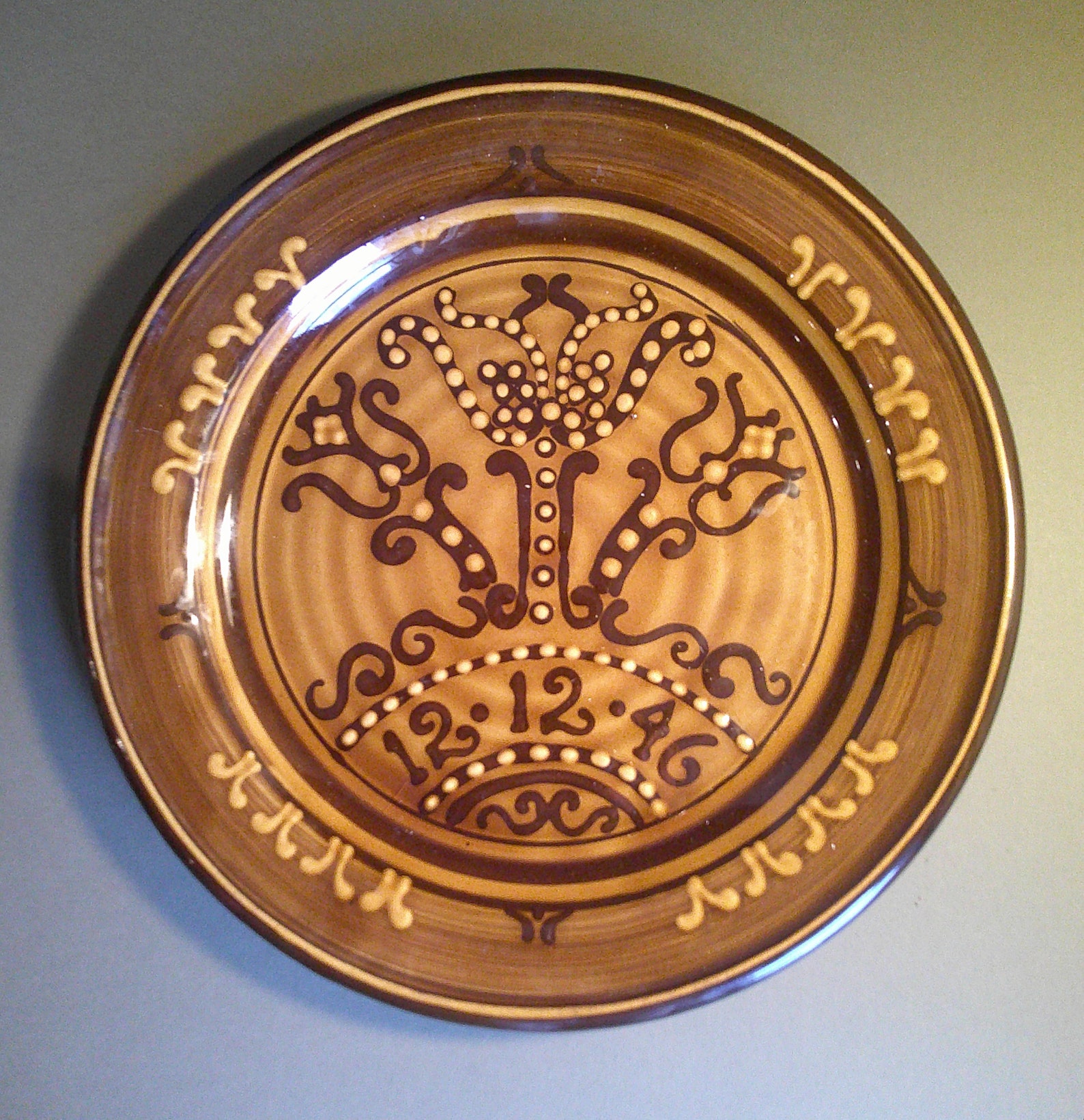 Studio Pottery Slipware Plate 12 / 12 / 1946 - Etsy UK