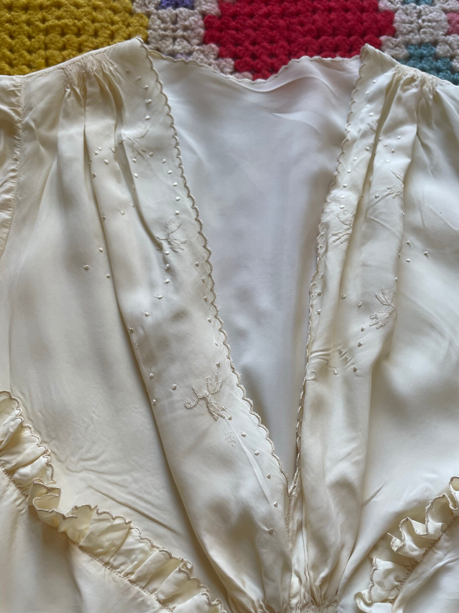 60s SPECIAL Cream EMBROIDERED Super Softy Silk DRESS - Etsy