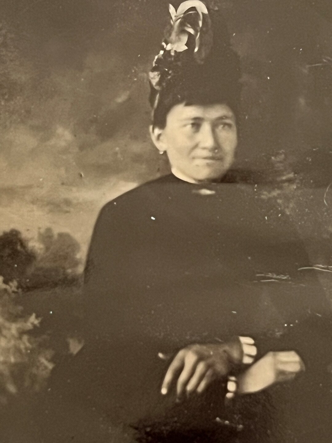 You’re Outta Focus, Nana! Pretty Victorian Woman in Feather Hat ...