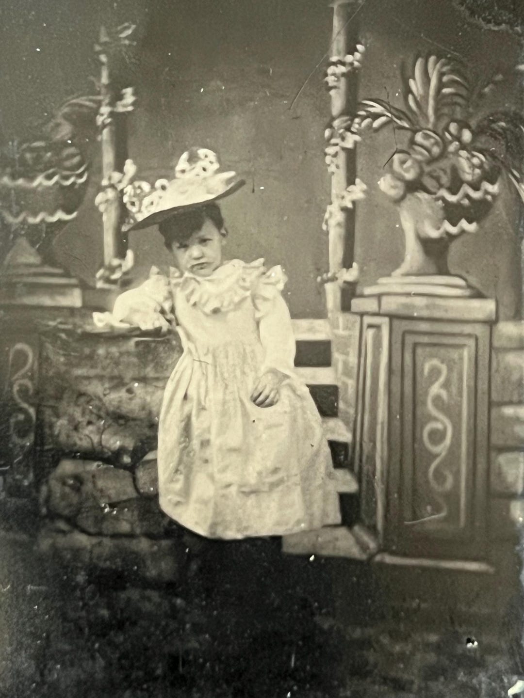 Little Miss Priss Adorable Young Girl With Her Big Hat and Dress ...