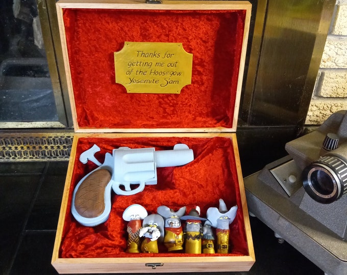 Roger Rabbit Cartoon Revolver Prop Set - Etsy