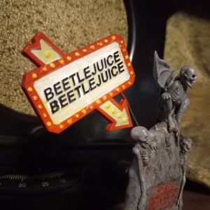 Beetlejuice Grave and Sign Tombstone Cemetery Display Large and Small ...