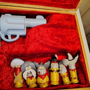 Roger Rabbit Cartoon Revolver Prop Set - Etsy