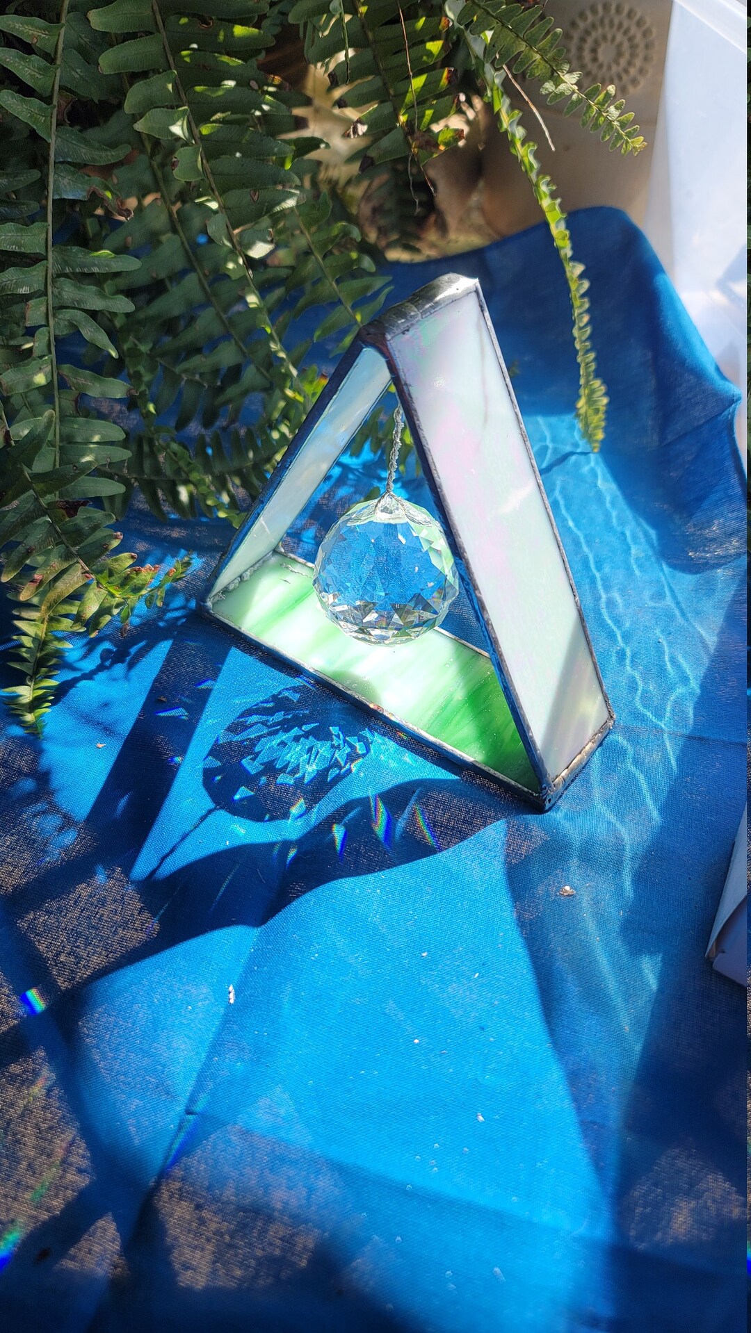 Stained Glass Lightcatcher With 40 Mm Prism,pyramid Light Catchers ...