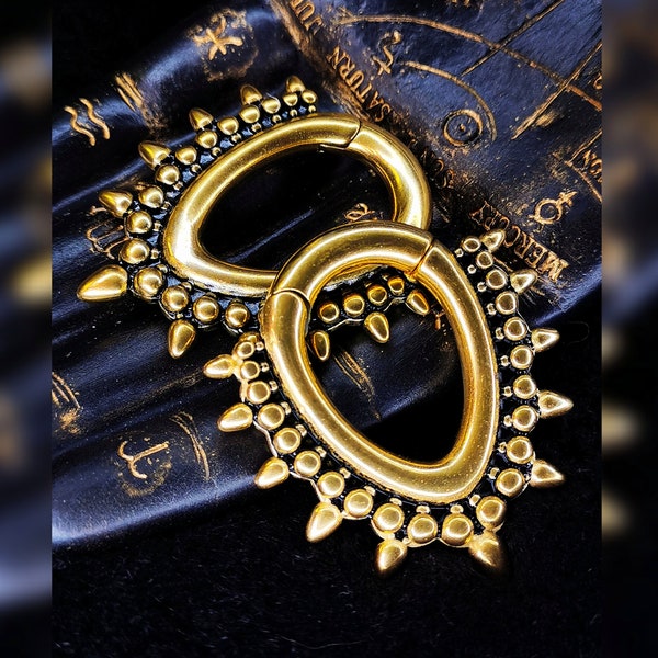 Stretched Lobe - Etsy