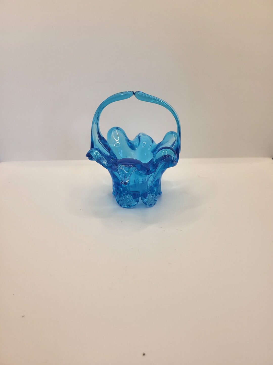Vintage Chalet Stretch Glass Split Handle Spill Basket Made in Canada ...