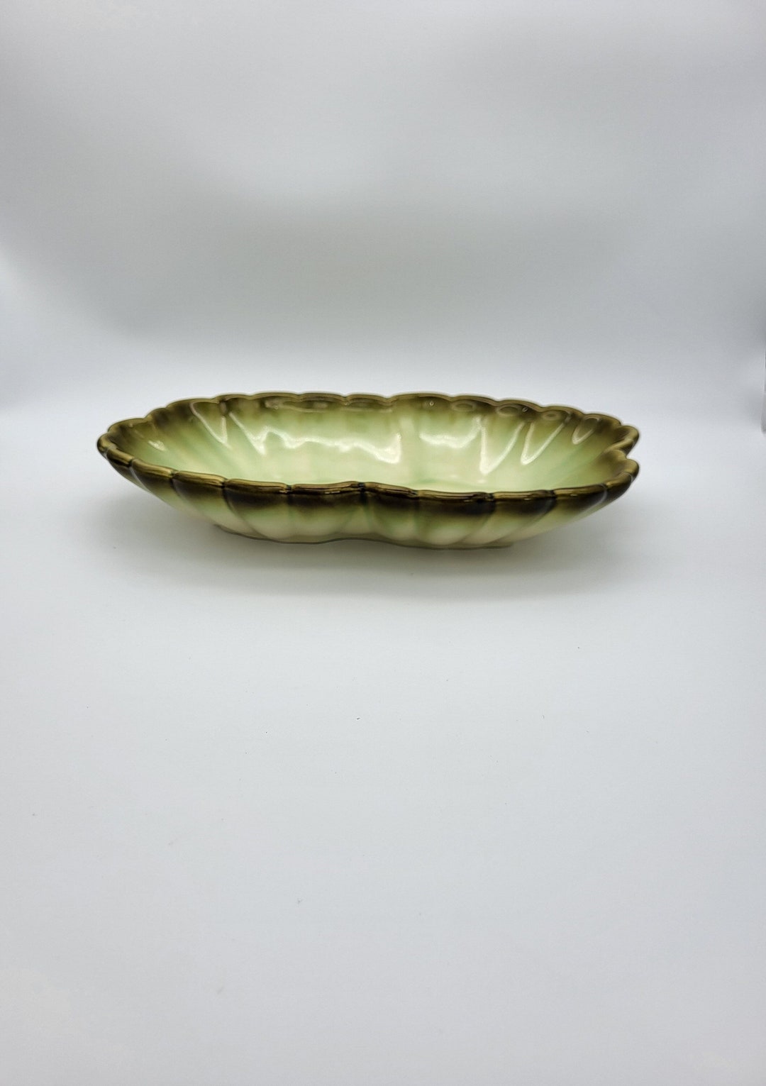 Hull USA Pottery Drip Glaze Bowl With Scalloped Edge - Rare Vintage ...