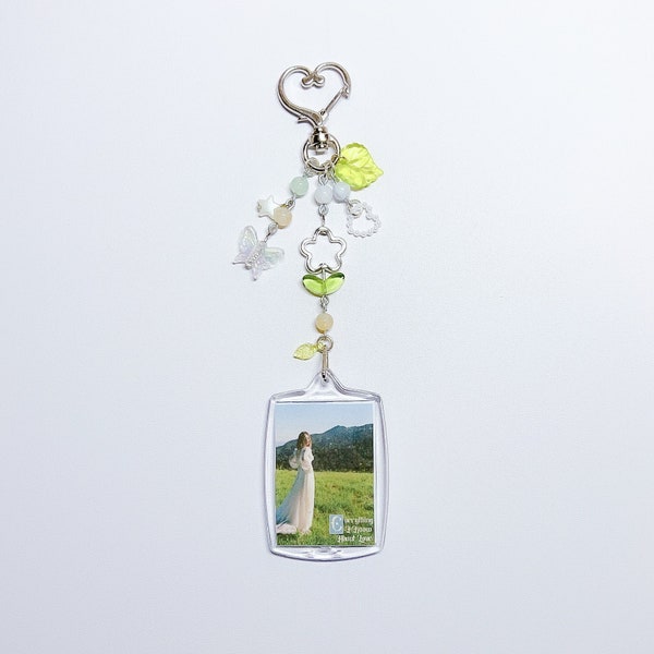 Laufey Sticker - Etsy