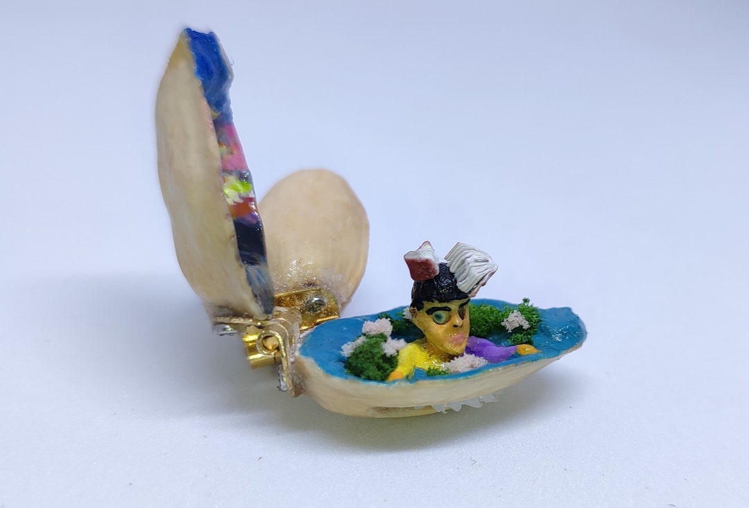 Miniature Automaton: Man, Bust, Books. - Etsy